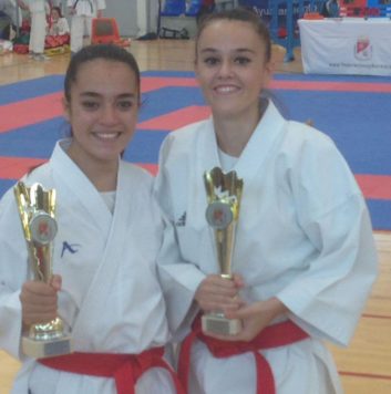 Rebeca Rodríguez y Daniela Sánchez campeonas regionales de kárate