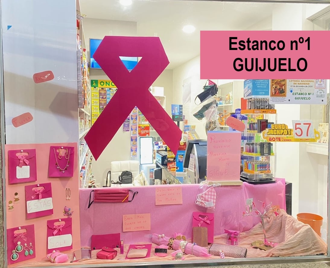 Vota por tus favoritos en el concurso de escaparates ‘Salamanca en Rosa’