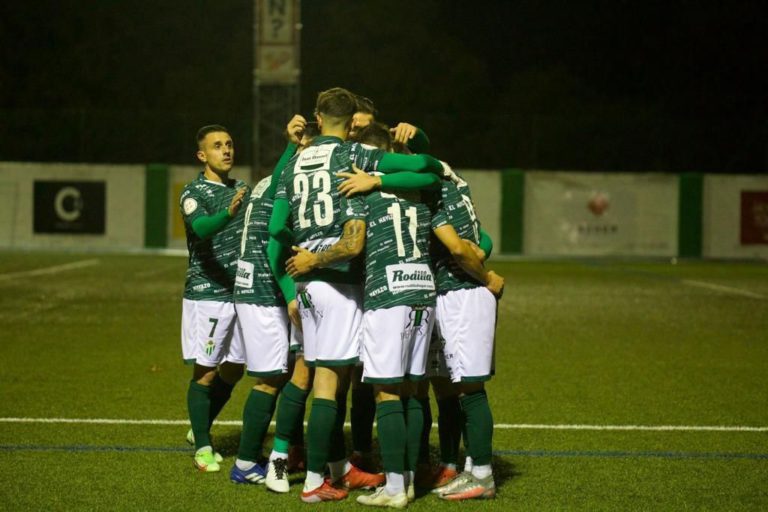 El Guijuelo hace los deberes y suma otra nueva victoria